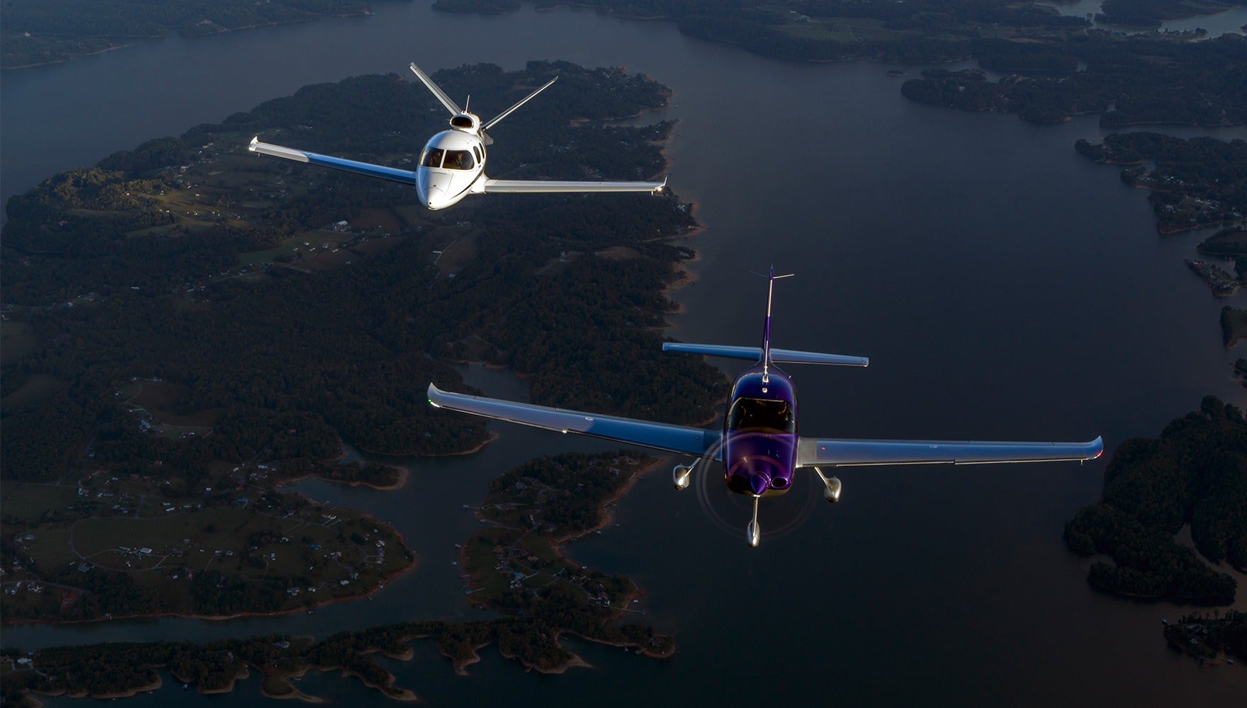 Cirrus Aircraft Expands Services Offerings and adds new Cirrus IQ ...